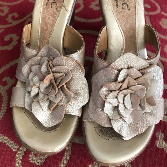 Born | Shoes | Gold Leather Sandals | Poshmark